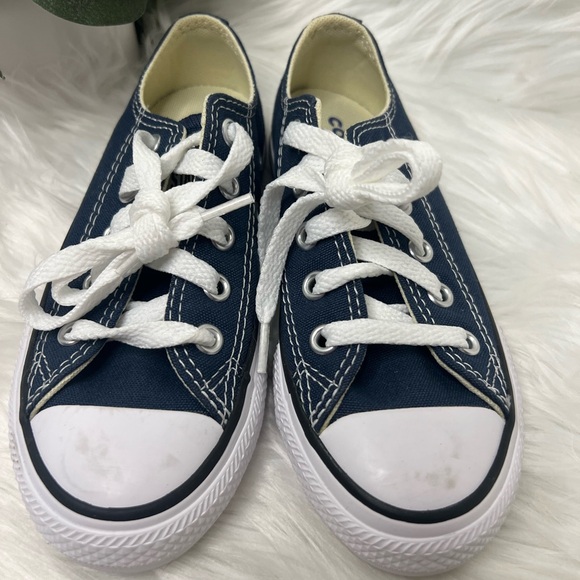 Converse | Shoes | Converse Blue And White Canvas Sneakers Classic ...
